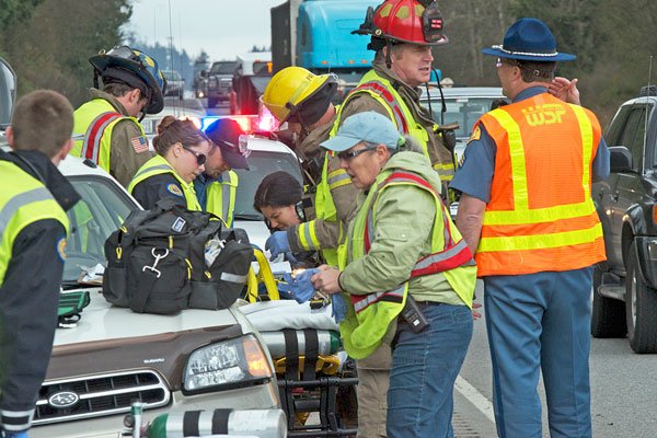 101 crash injures two | Sequim Gazette