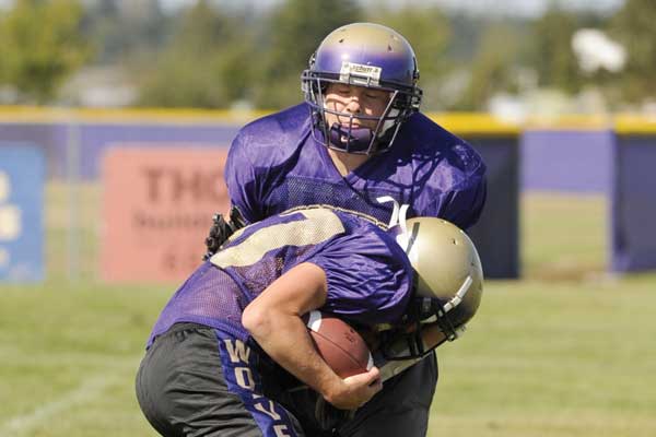 Wolf Pack preps for 2010 season | Sequim Gazette