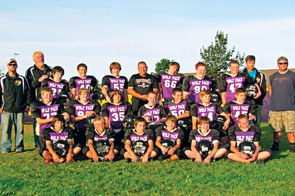 Wolf Pack squads earn clean sweep | Sequim Gazette