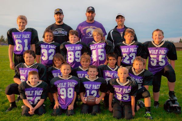 Wolf Pack football squads eye titles | Sequim Gazette