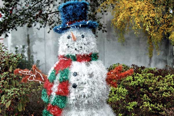 Lights on in Sequim | Sequim Gazette