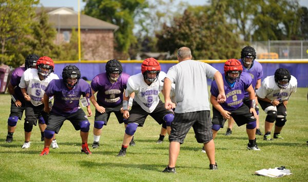 Fall sports preview: Sequim High Football: Wolves: Comeback kids ...