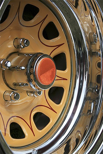 First Friday overwhelmed by orange | Sequim Gazette