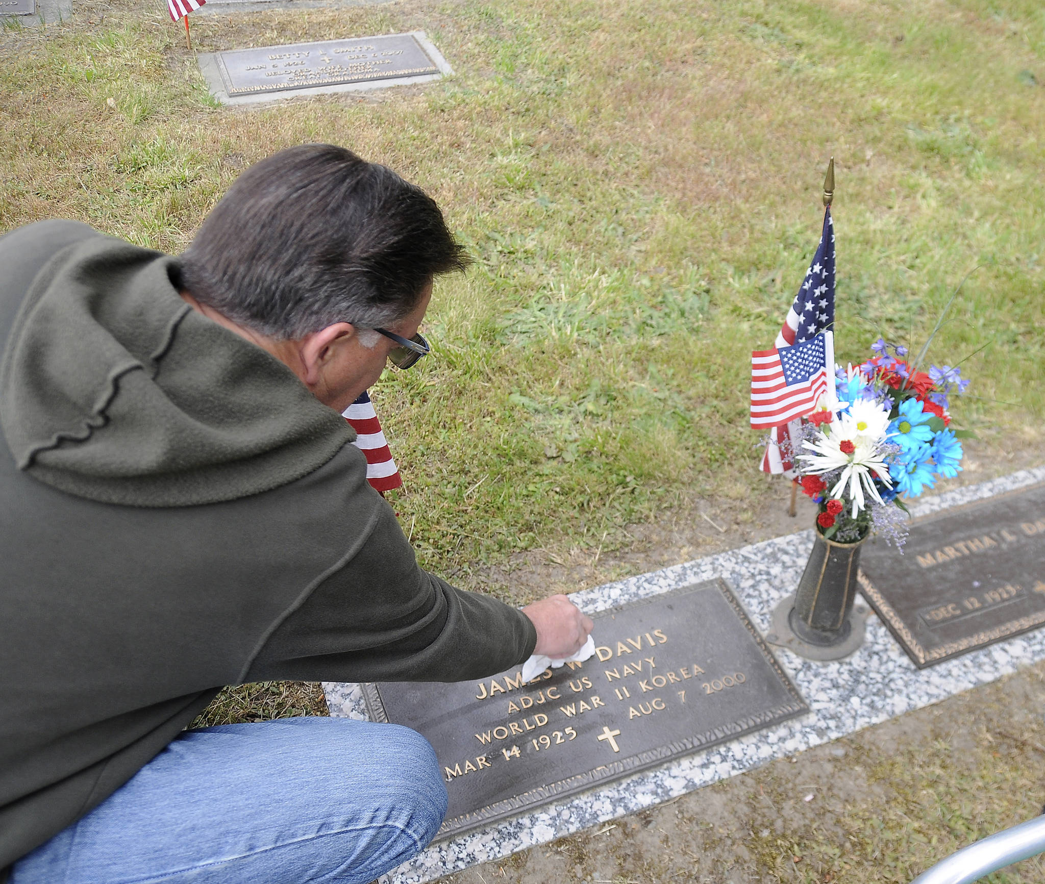 Memorial Day 2017: For the fallen, heartfelt tributes | Sequim Gazette