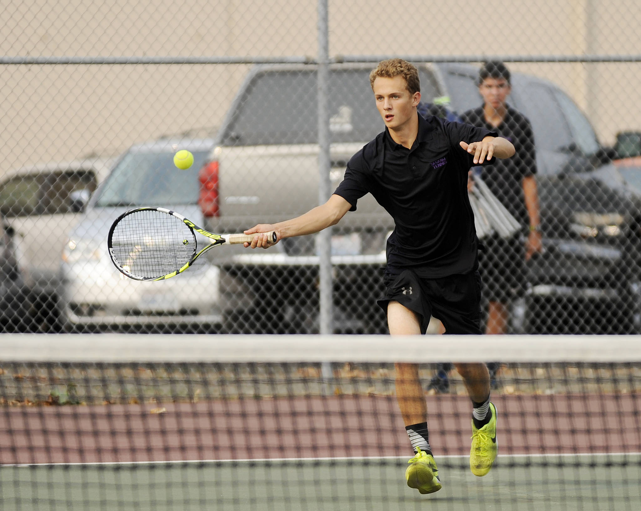 Boys tennis: Wolves batter Bulldogs, 7-0 | Sequim Gazette
