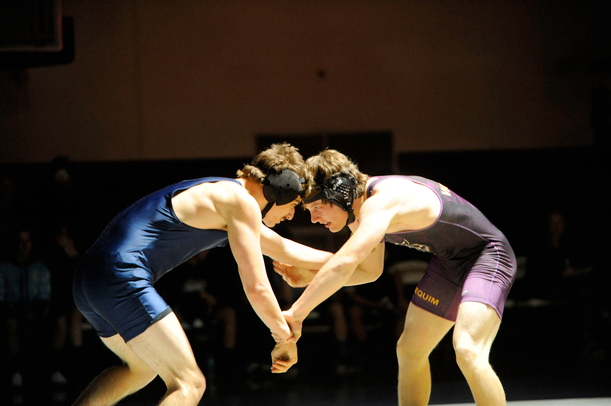 Wrestling: Wolves fall to Bulldogs to open 2018 | Sequim Gazette