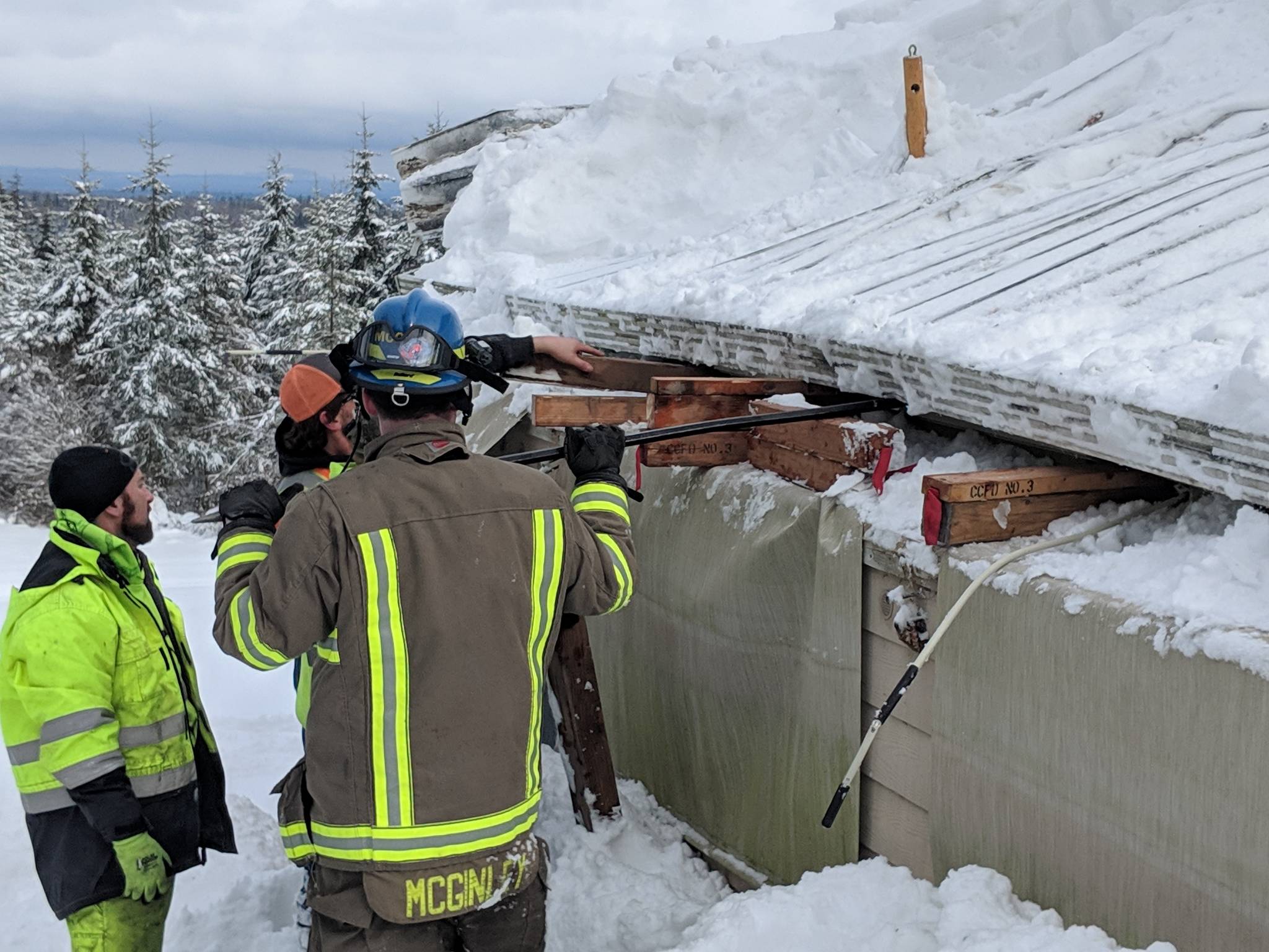First responders remain busy during snowfall | Sequim Gazette