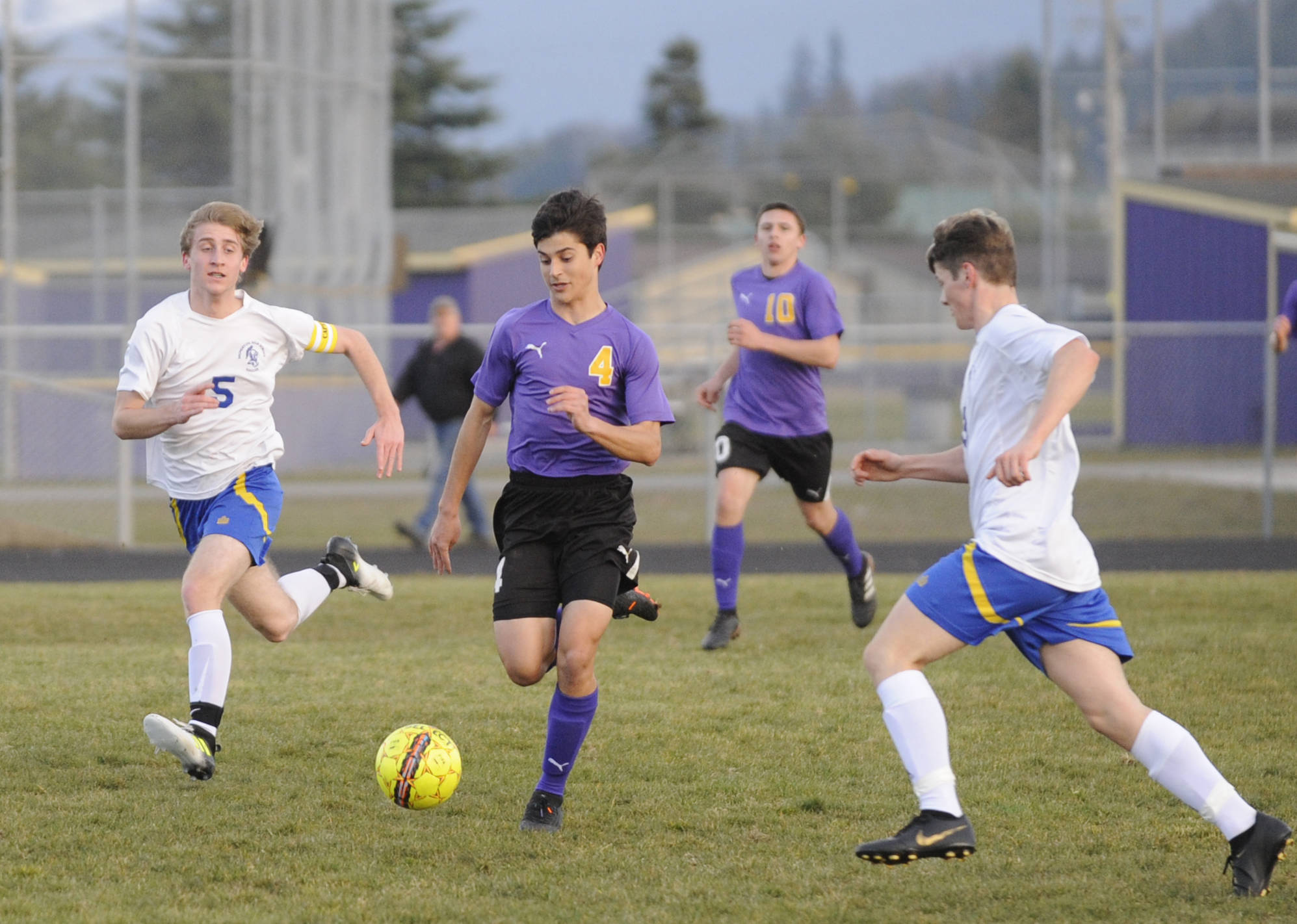 Boys soccer: Host Wolves rout Knights, edge Roughriders | Sequim Gazette