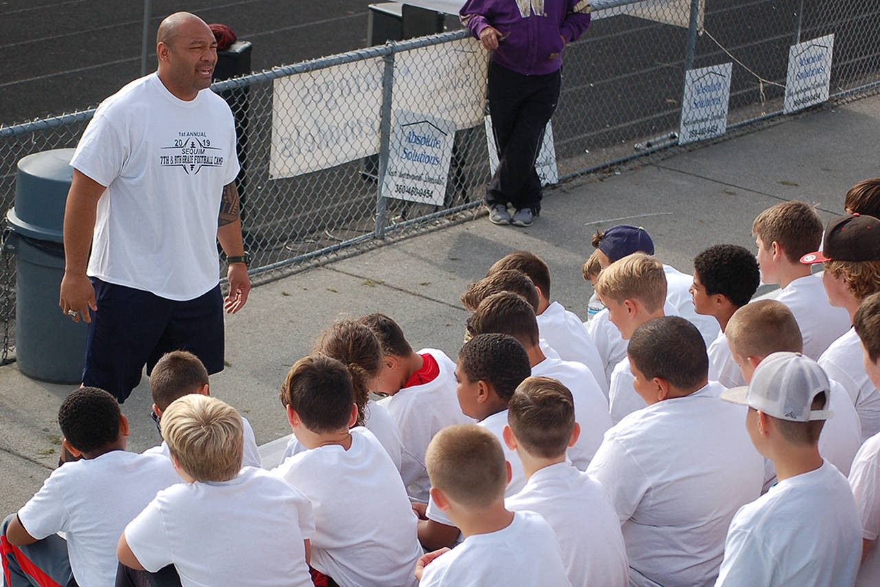 Hunter leads SMS football camp | Sequim Gazette