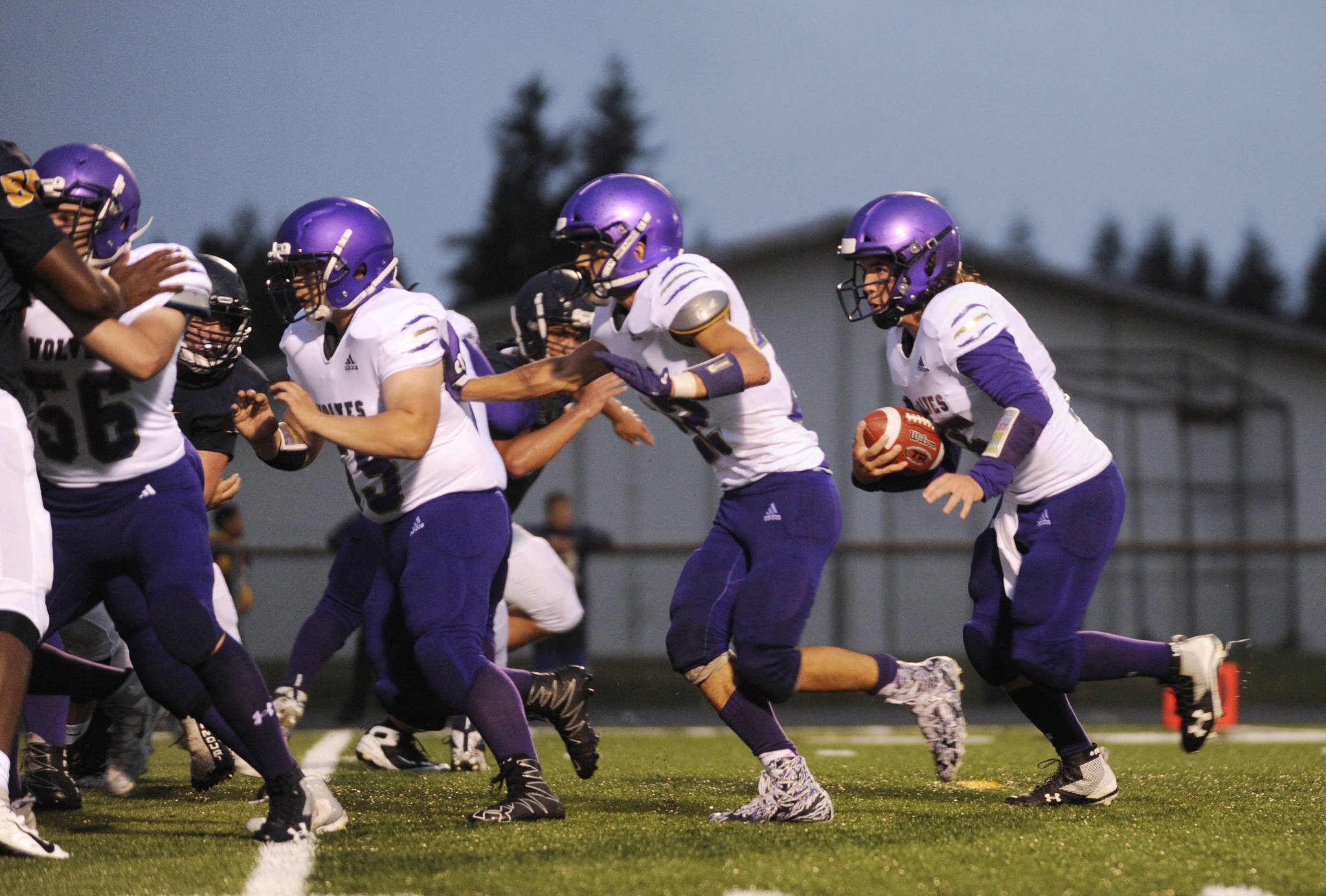 Football: Sequim runs away with win at Forks | Sequim Gazette