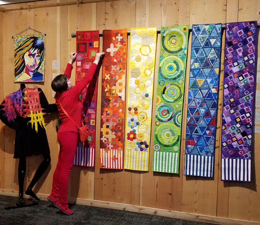 Fall colors fill First Friday venues | Sequim Gazette