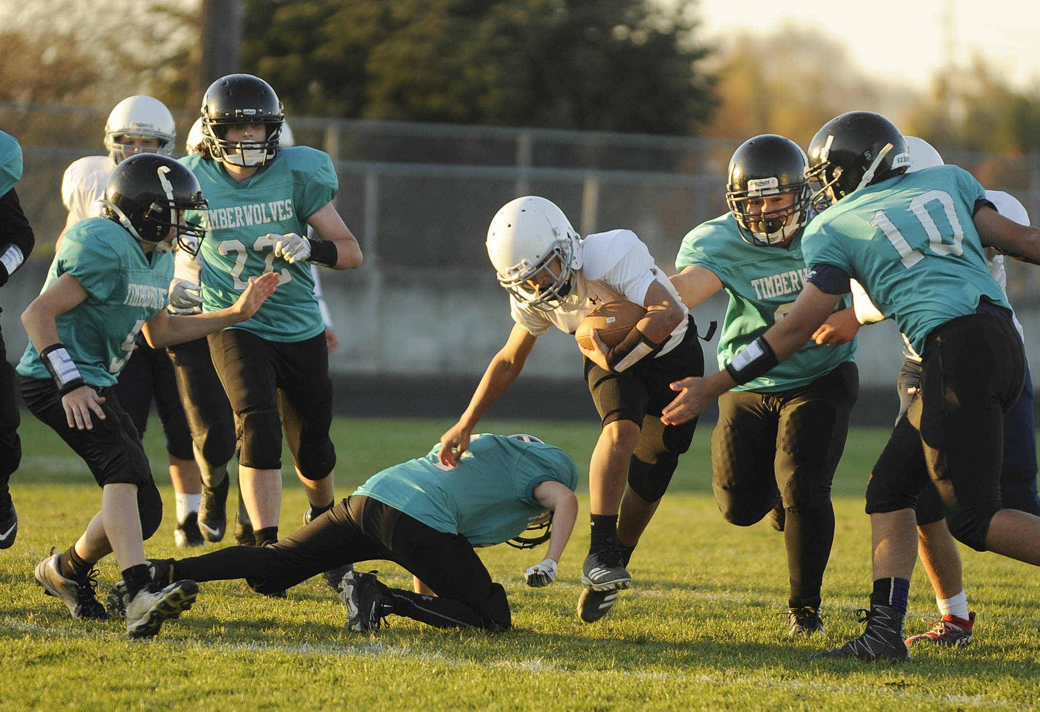 SMS football: Timberwolves look for growth in gridiron tests | Sequim ...