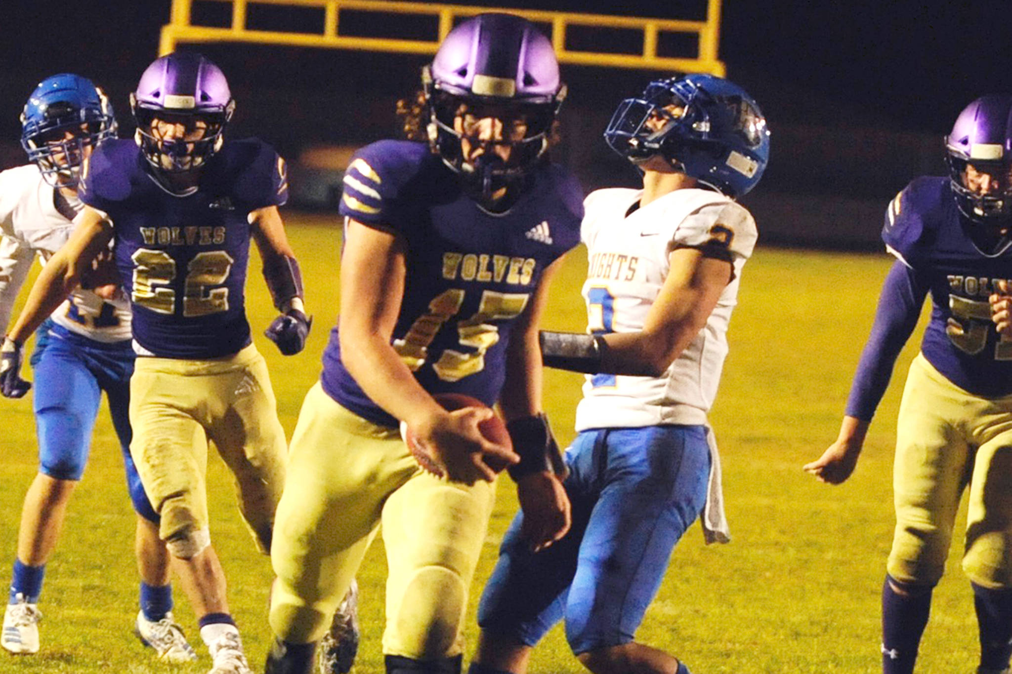 Football: Wolves beat Knights, head to district playoffs | Sequim Gazette