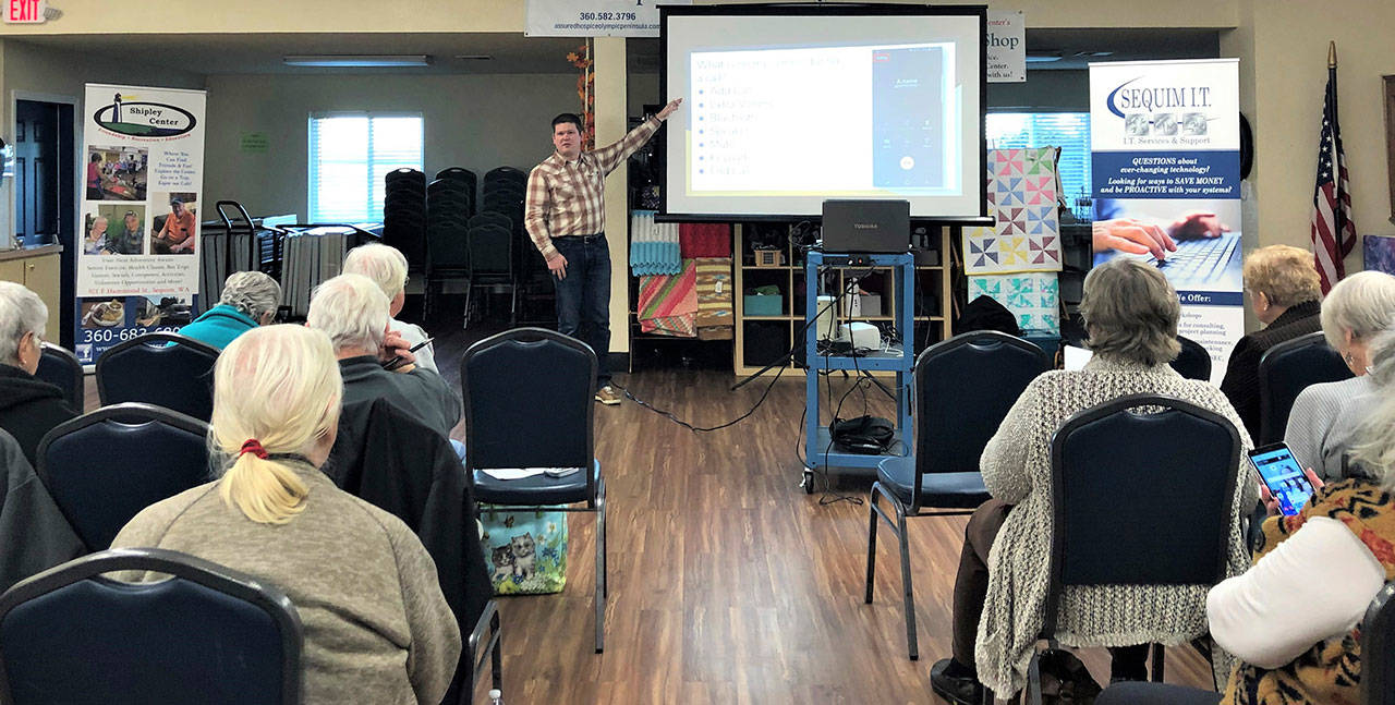 Sequim I.T. hosts cell smartphone basics class | Sequim Gazette