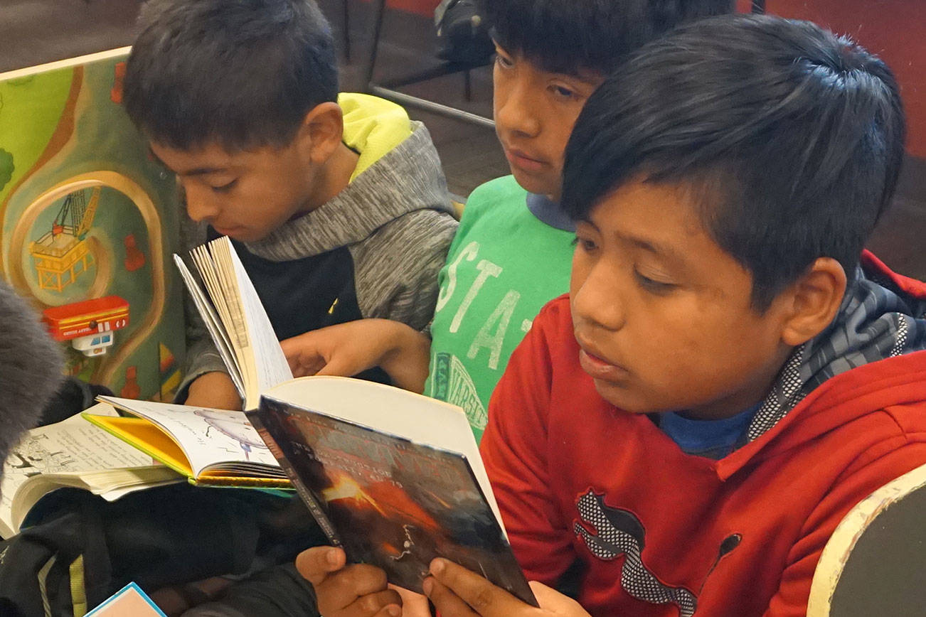 Spanish/English bilingual storytimes set at peninsula libraries ...