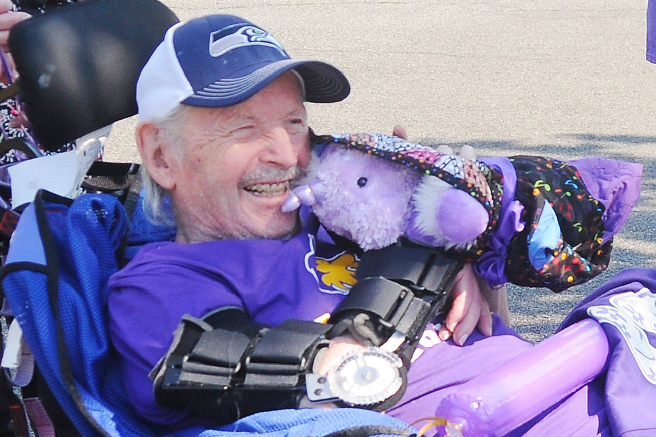 Wolves advocate for top Sequim High fan | Sequim Gazette