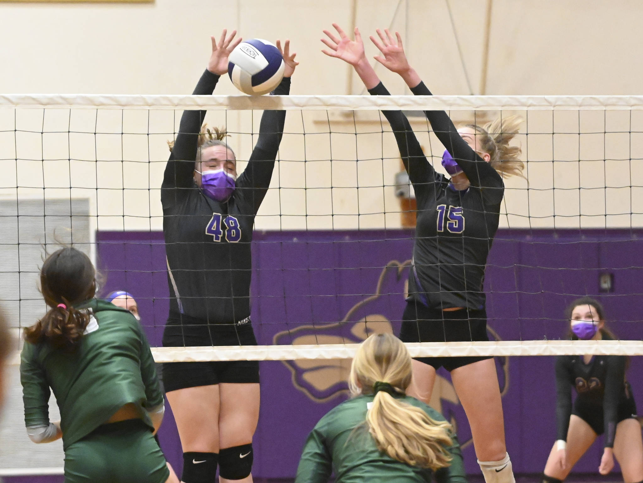 Wolves go 3-1 in homestand | Sequim Gazette