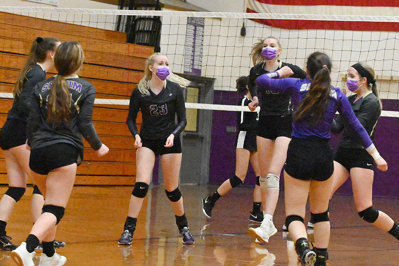 Six SHS volleyball players named to all-Olympic League list | Sequim ...