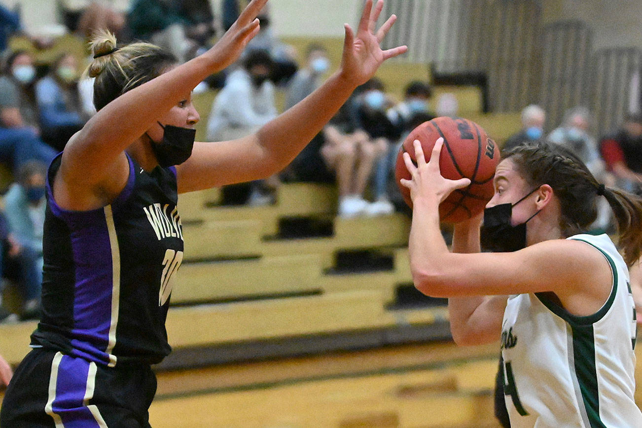 Riders top Wolves for league title | Sequim Gazette