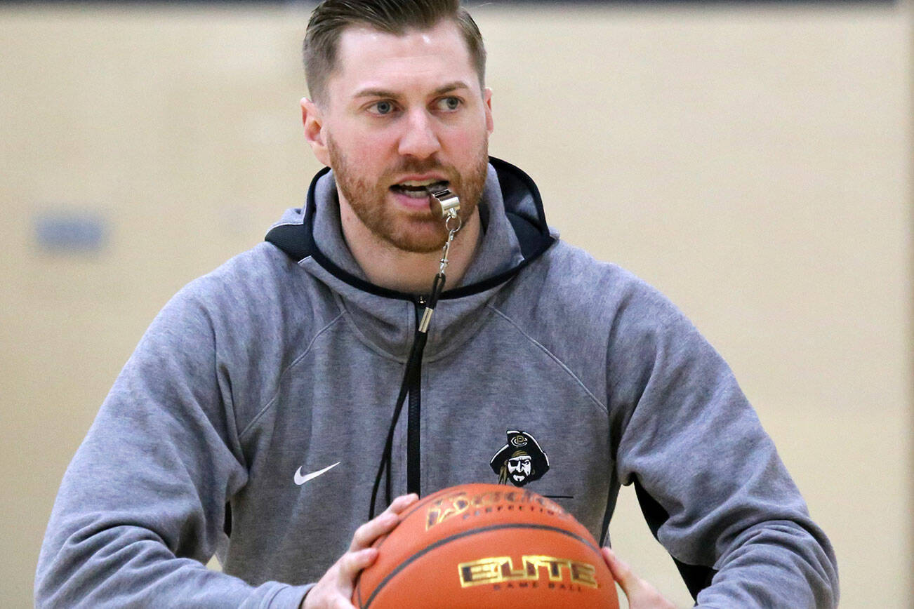 College basketball: Loaded PC Pirate squads ready for full hoops season ...