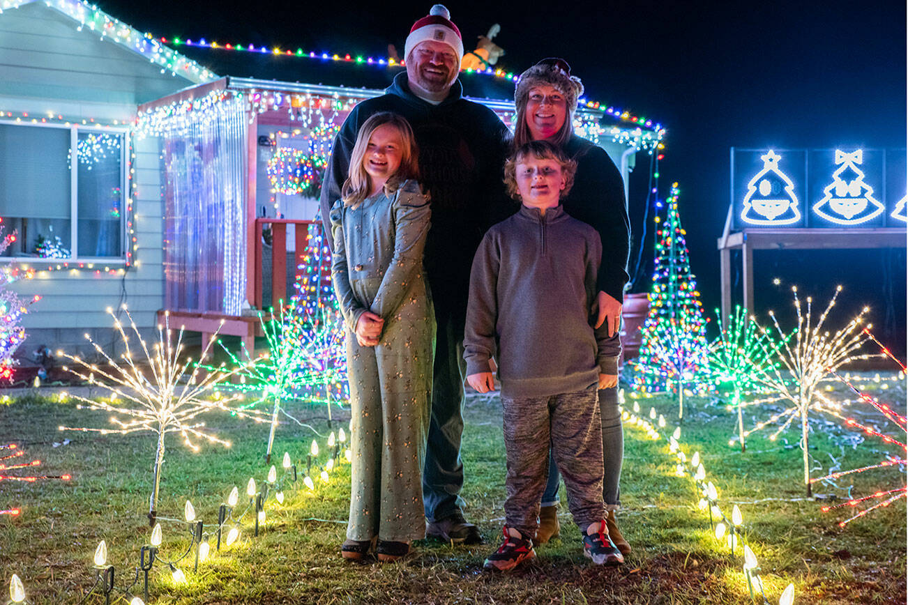 A holiday light show for all | Sequim Gazette
