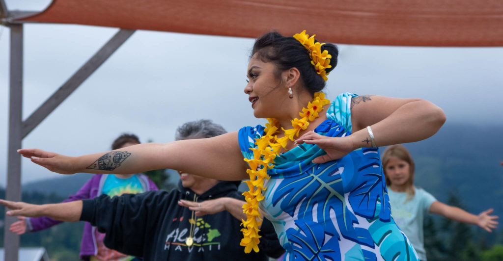 Mother, daughter share hula culture, tradition | Sequim Gazette