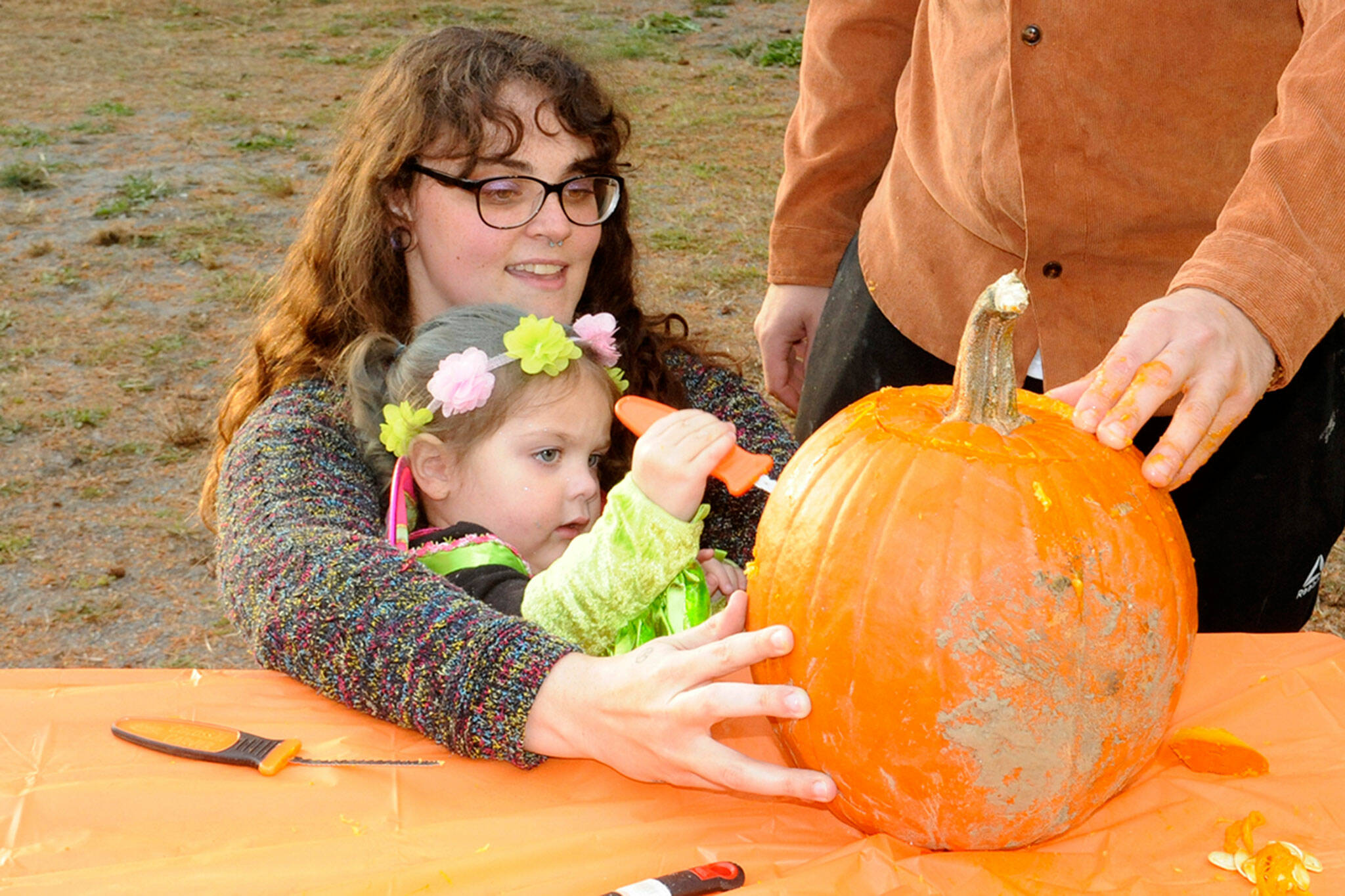 Community groups, agencies host early Halloween fun | Sequim Gazette