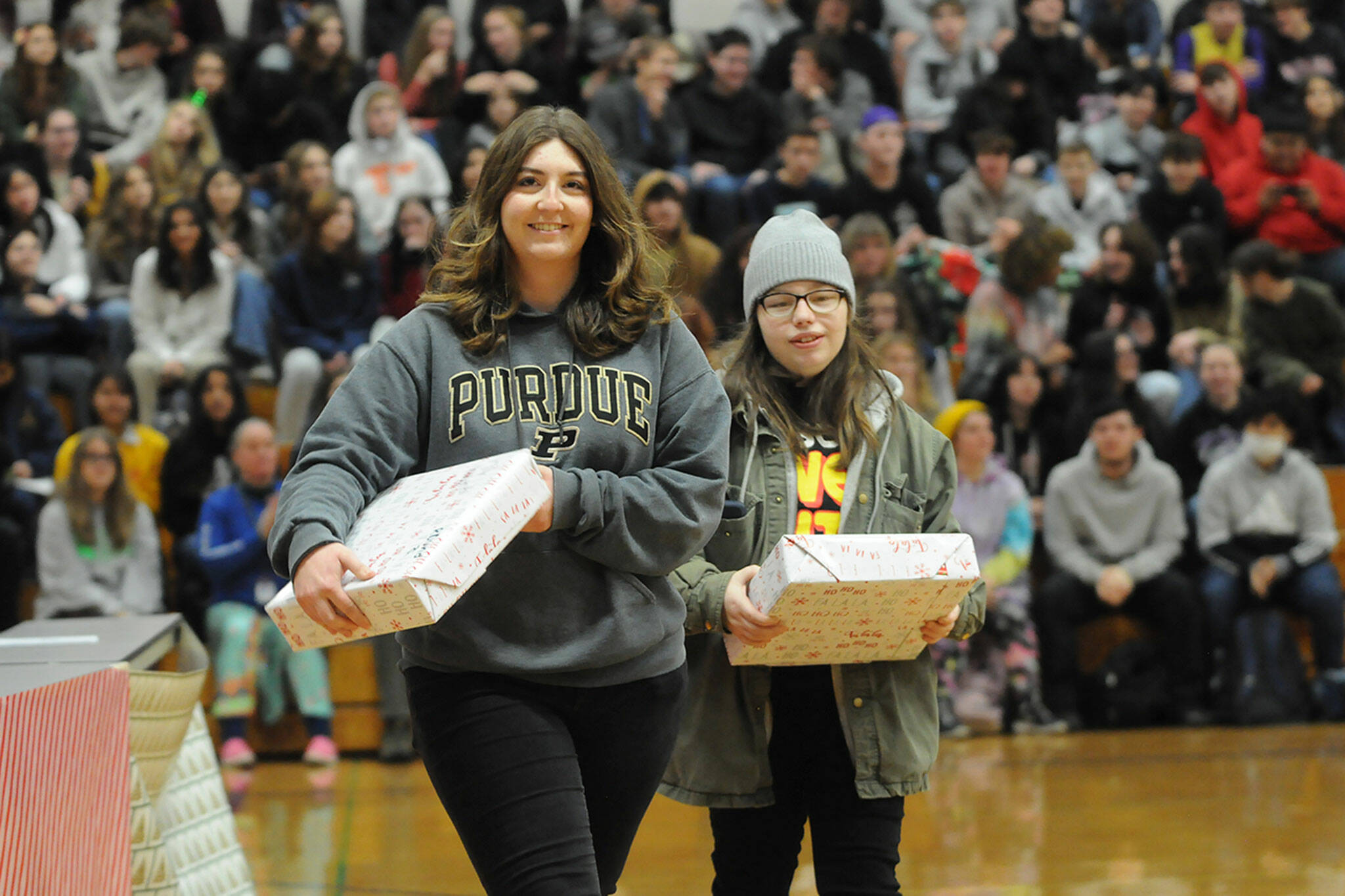 Teens grant warm wishes at high school | Sequim Gazette