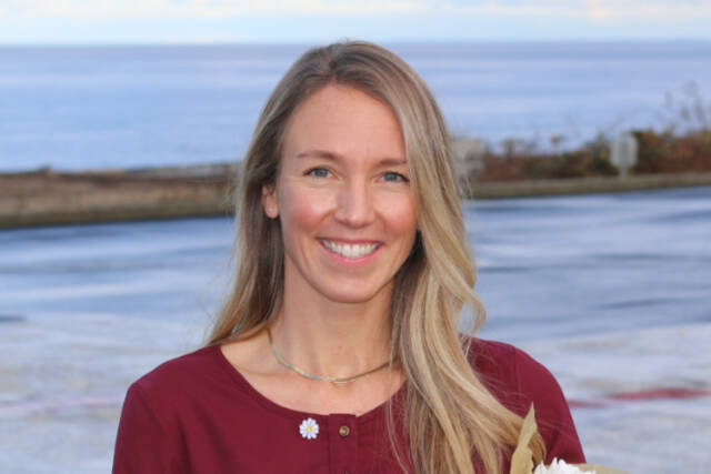 Milestone: OMC’s Nelson received DAISY award | Sequim Gazette