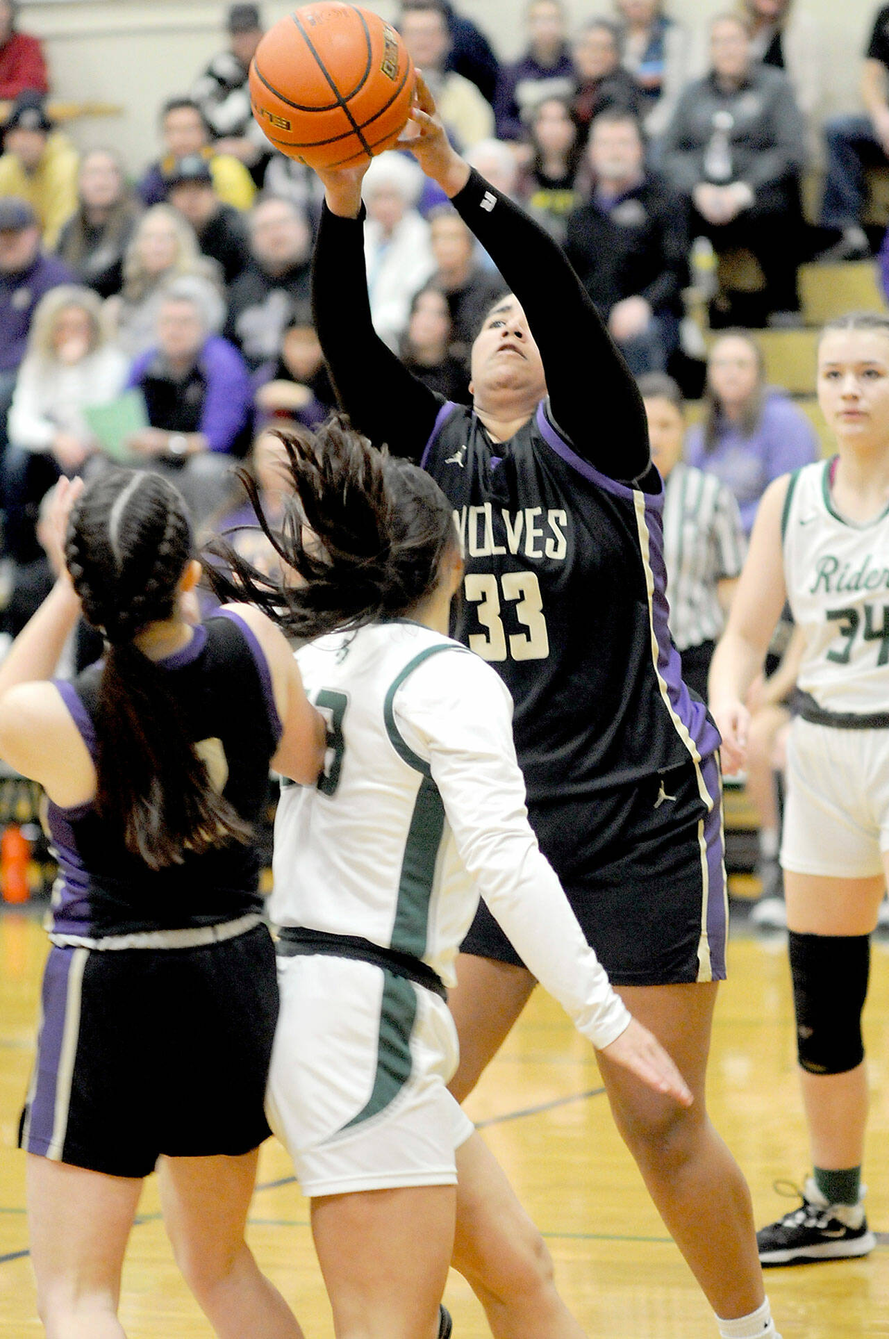 Girls basketball: Wolves top Riders in rivalry match-up | Sequim Gazette