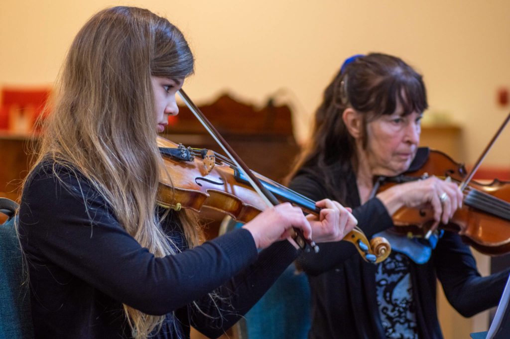 Kindness makes hearts sing at Sequim Community Orchestra performance ...