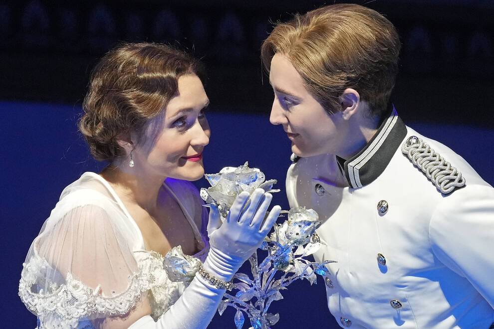 ‘The Rose-bearer’ comes to Port Angeles | Sequim Gazette