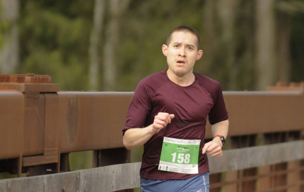 Big turnout for Sequim’s annual bridge run | Sequim Gazette