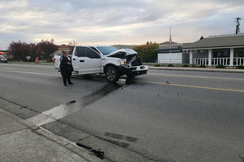 Truck collides with light pole near downtown Sequim | Sequim Gazette