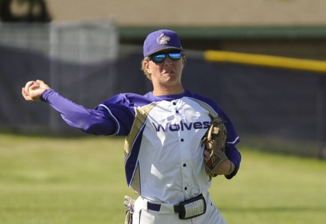 Baseball: Wolves come up short in district opener | Sequim Gazette