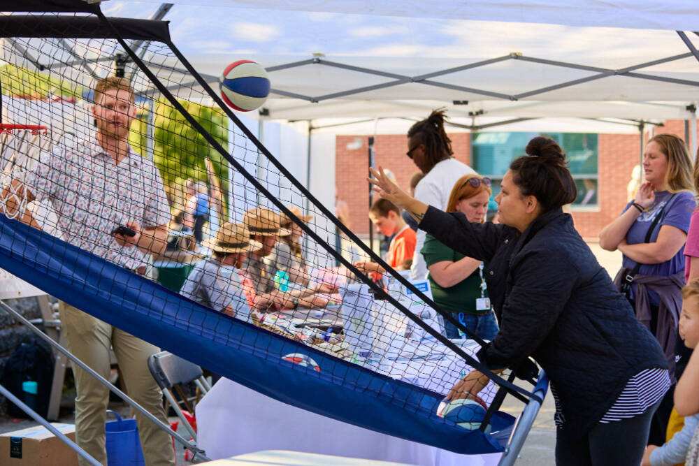 Fall Spectacular returns to Port Angeles | Sequim Gazette