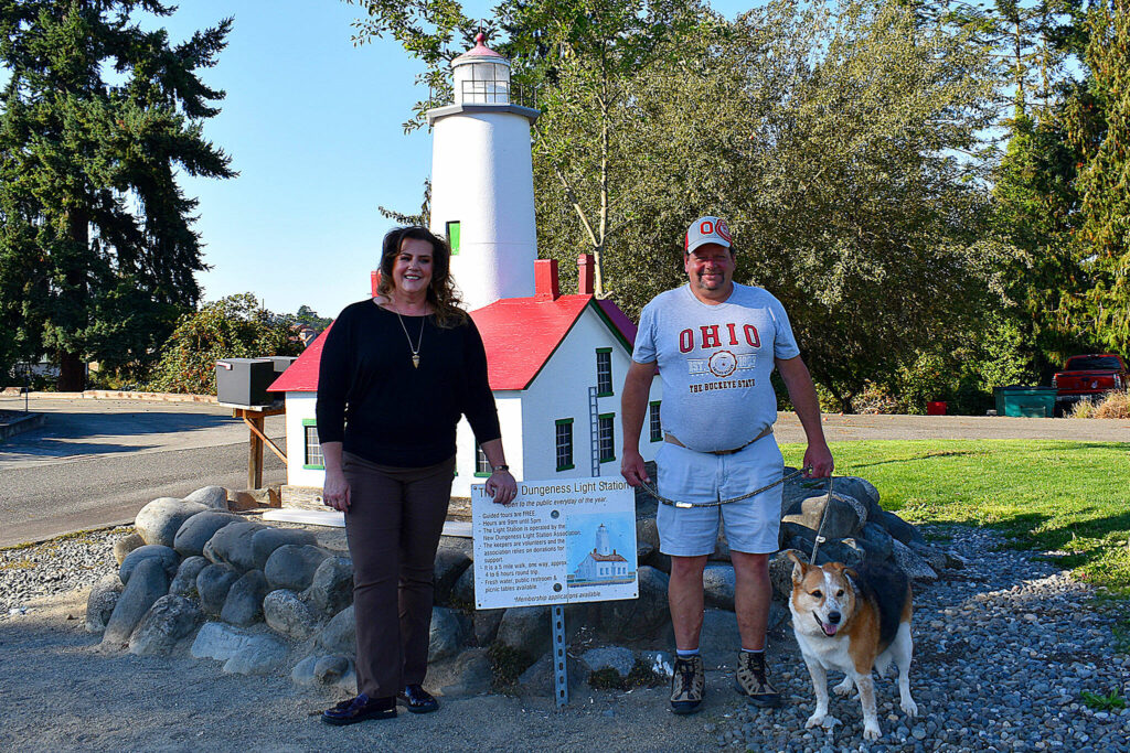Chamber celebrates building, lighthouse remodel | Sequim Gazette