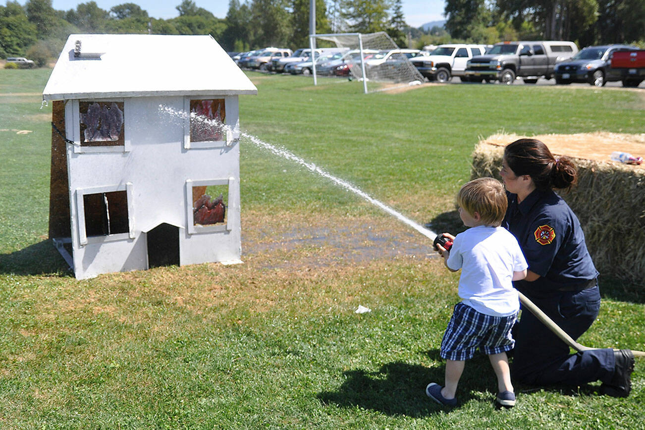 Public Safety Fair unites area agencies to help prep community | Sequim ...