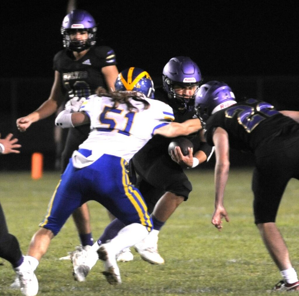 Football: Wolves fall to Fife’s Trojans in season finale | Sequim Gazette