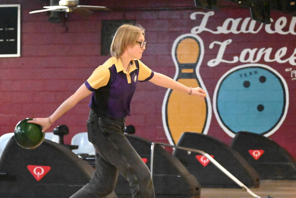 Girls Bowling: Wolves fall to Eagles, Roughriders | Sequim Gazette