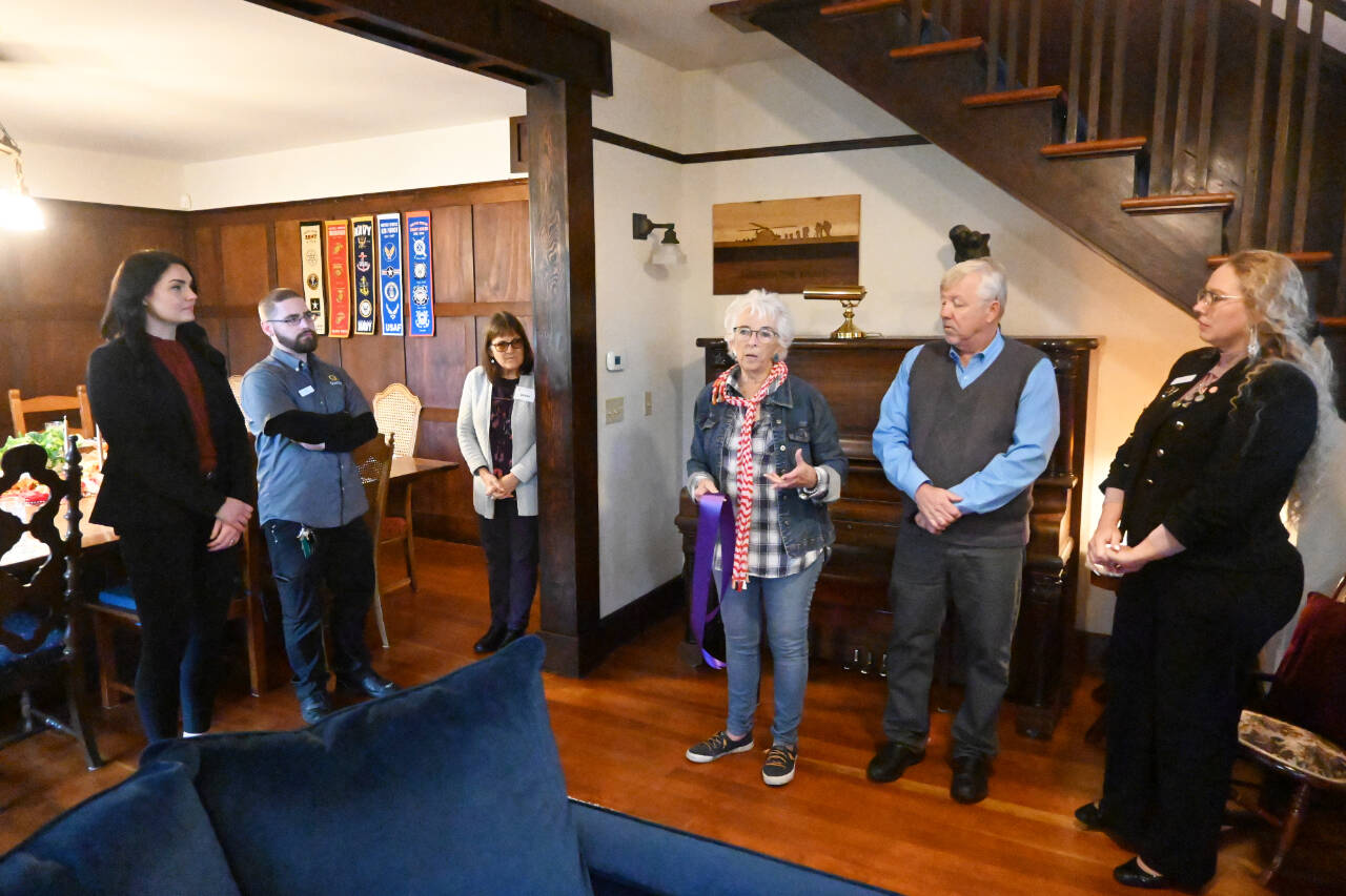 Carved bear among donations to Captain Joseph House | Sequim Gazette