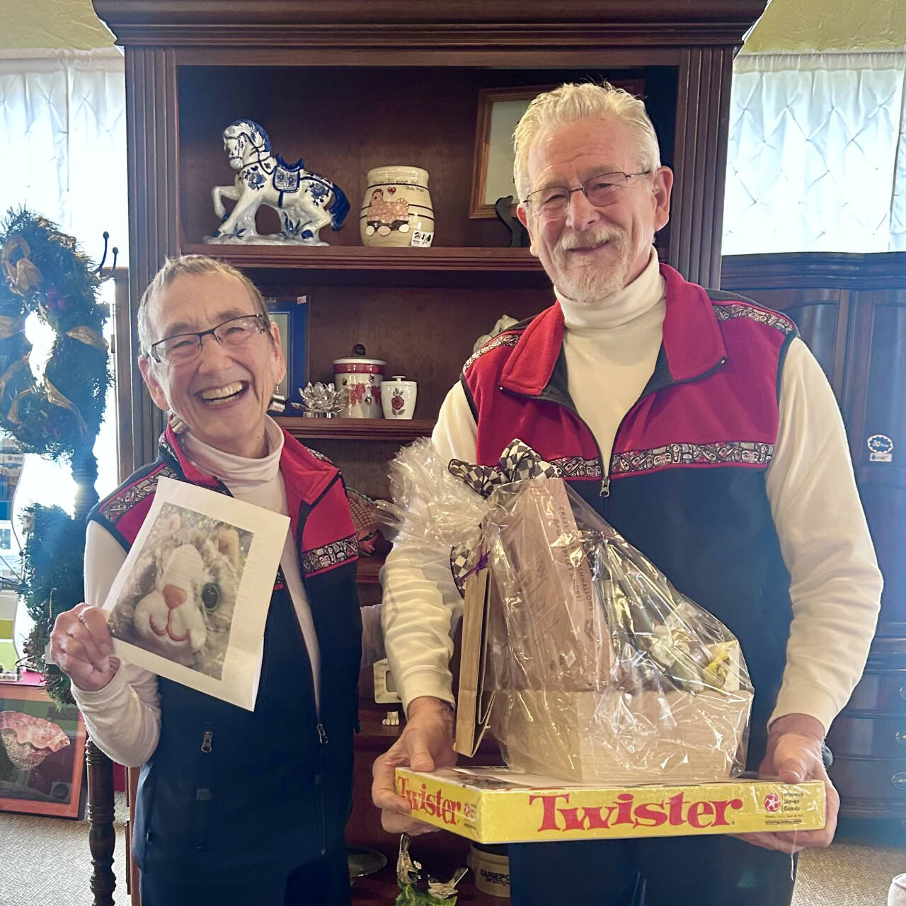 Winners selected in First Friday ‘Whodunnit Downtown?’ game | Sequim ...