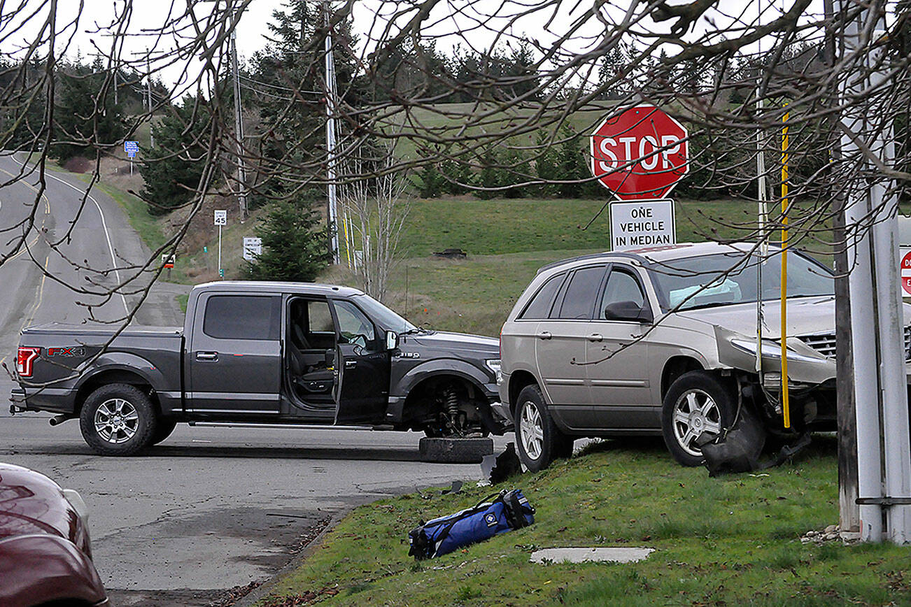 Collision near R Corner sends three to hospital | Sequim Gazette
