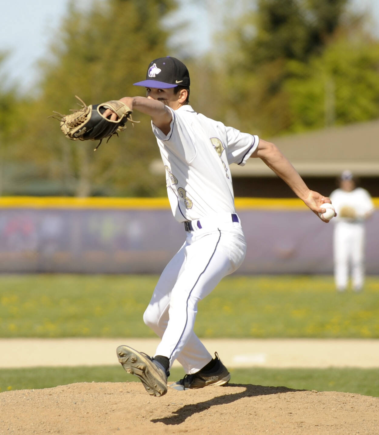 Baseball: Sequim bats heat up, run win streak to 4 | Sequim Gazette