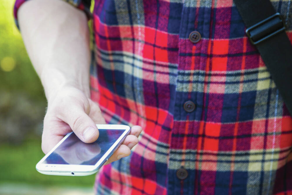 Sequim school leaders to consider stronger cell phone policy | Sequim ...