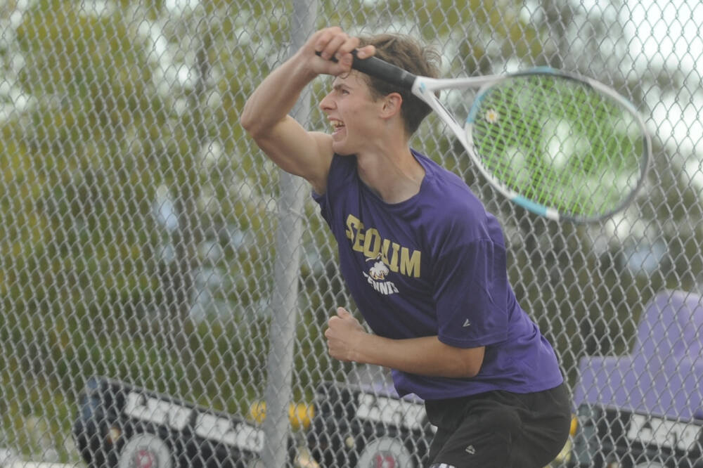 Boys tennis: Wolves show fight in league losses | Sequim Gazette