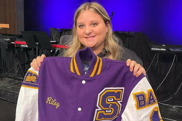 Wolf Pack brings back Letterman jacket tradition | Sequim Gazette