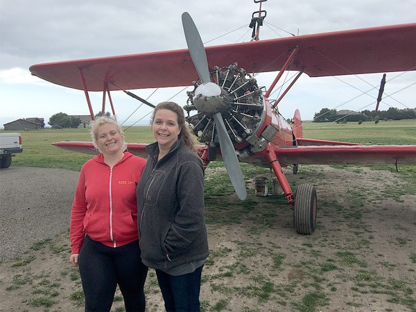 Boston Marathon bombing survivor takes up wing walking | Sequim Gazette